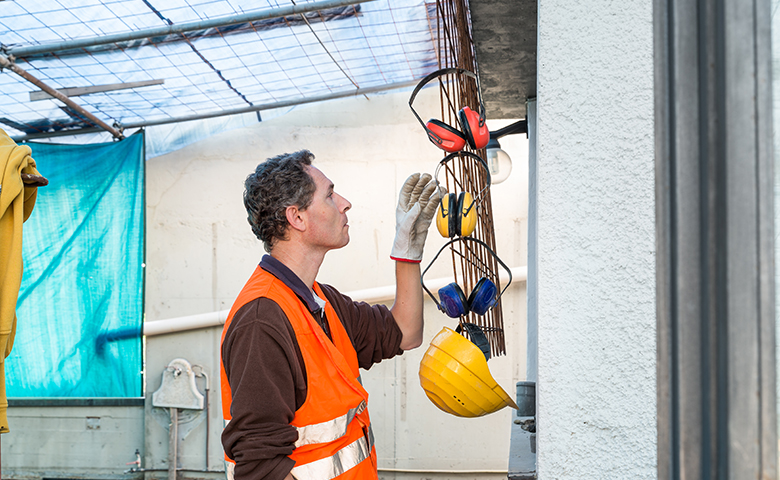 5 Unexpected Ways To Reduce Noise In The Workplace Safestart